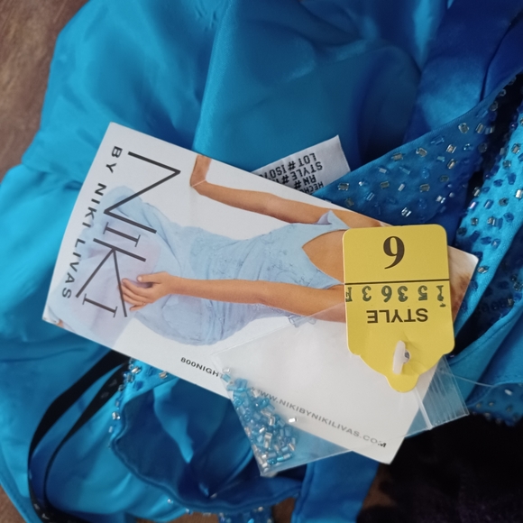 Niki Lavis | Dresses | Niki Livas Prom Dressevening Gown | Poshmark